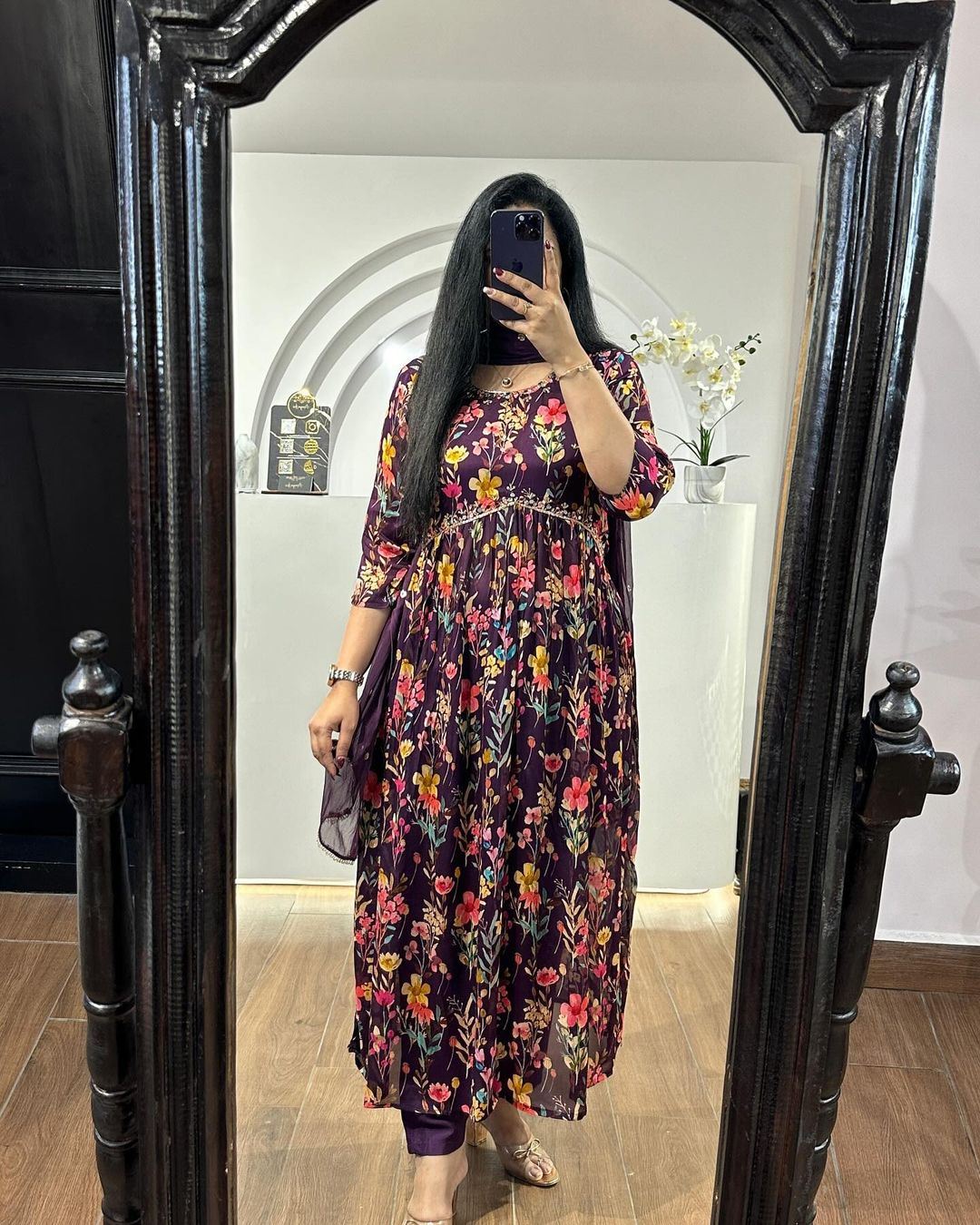 GOWNS – Swaya World